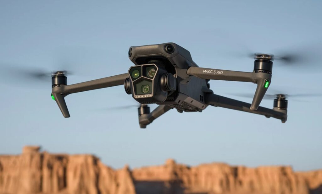 Flycam DJI Mavic 3 Pro Chính Hãng Fullbox - Flycamgiare.vn